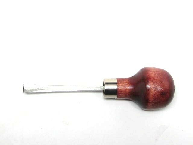 Wood Carving Tools: 1/4″ Bent Fishtail Gouge